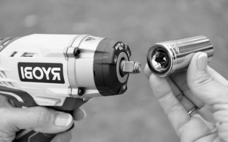 How To Attach A Socket To An Impact Driver? – Tool Gear Lab